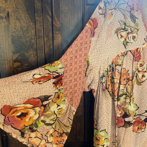 ODDY | Tops | New Oddy 3xl Blouse With 34 Sleeves And Lace Details New ...